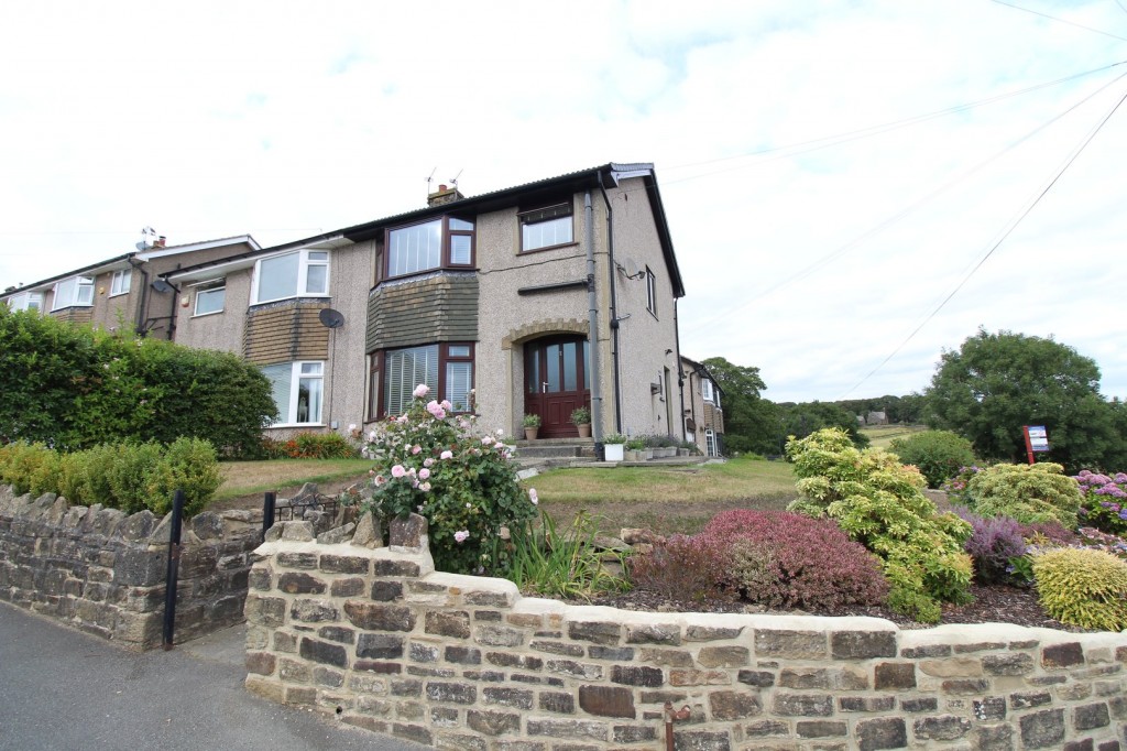 Laycock, Keighley, West Yorkshire, 3 bedroom, Semi-Detached House